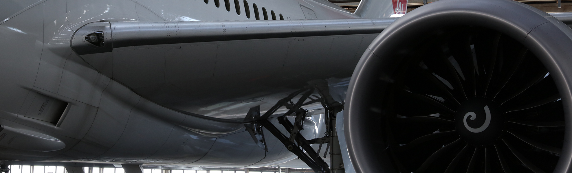 Maintenance | Safety | JAPAN AIRLINES Corporate Information